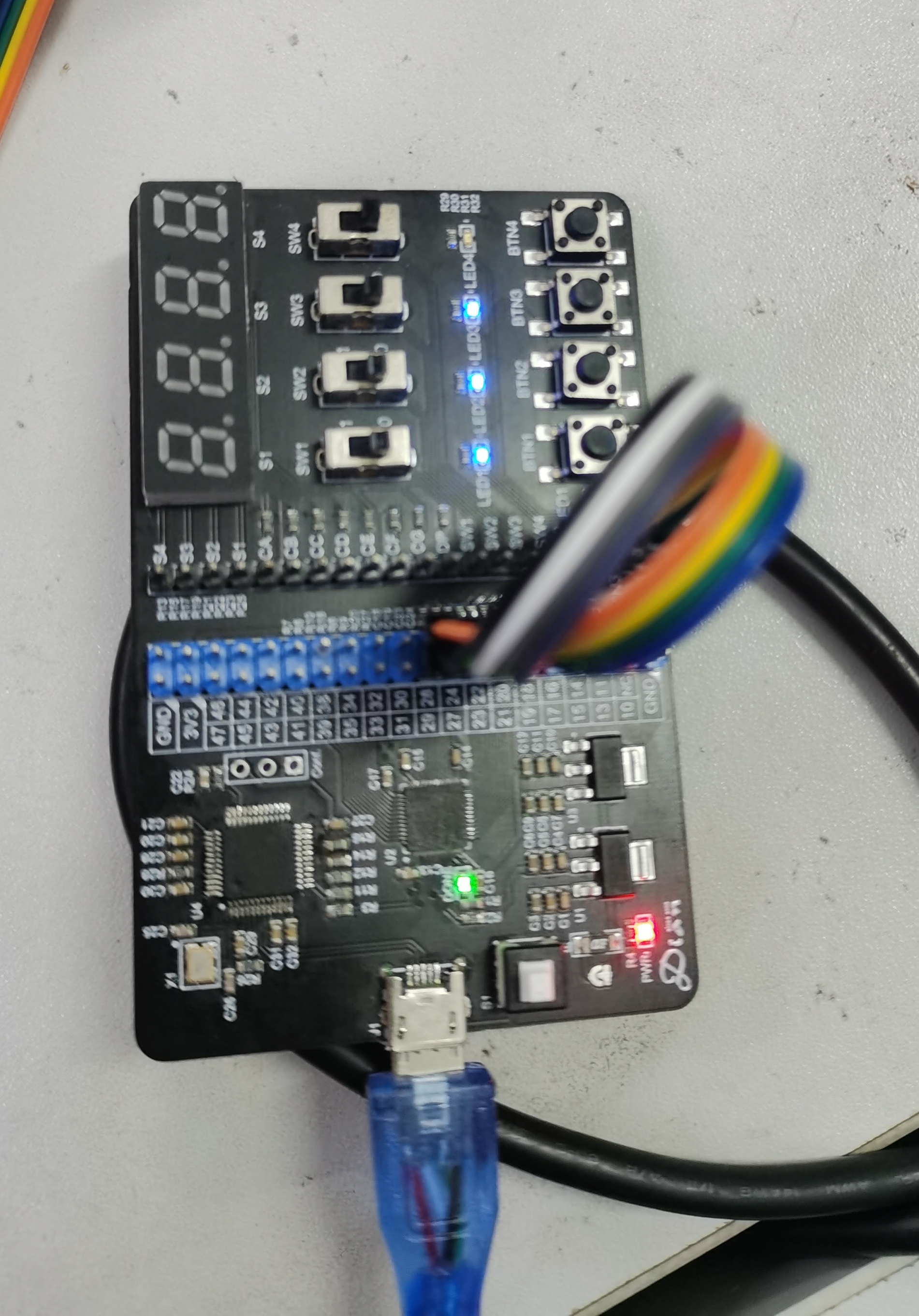 高云FPGA从入门到如土：（一）IDE安装与verilog小实验 | Yoghurtcc's Blog